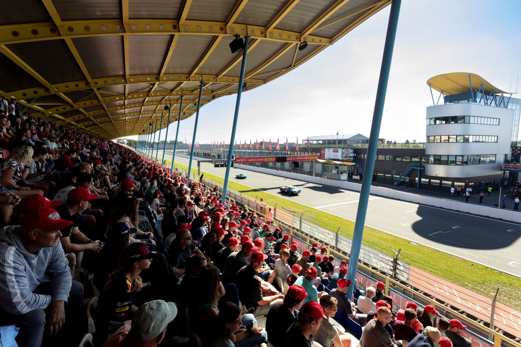 Nyck de Vries start in Assen tijdens JACK’S Racing Day – Start84.nl