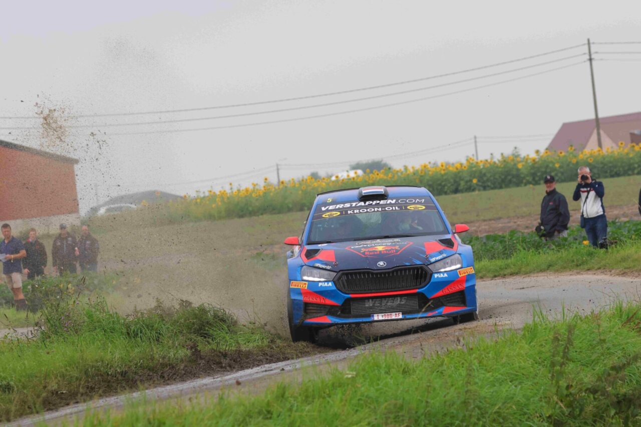 Niels Reynvoet boekt zijn eerste nationale zege in de A&D Omloop van ...