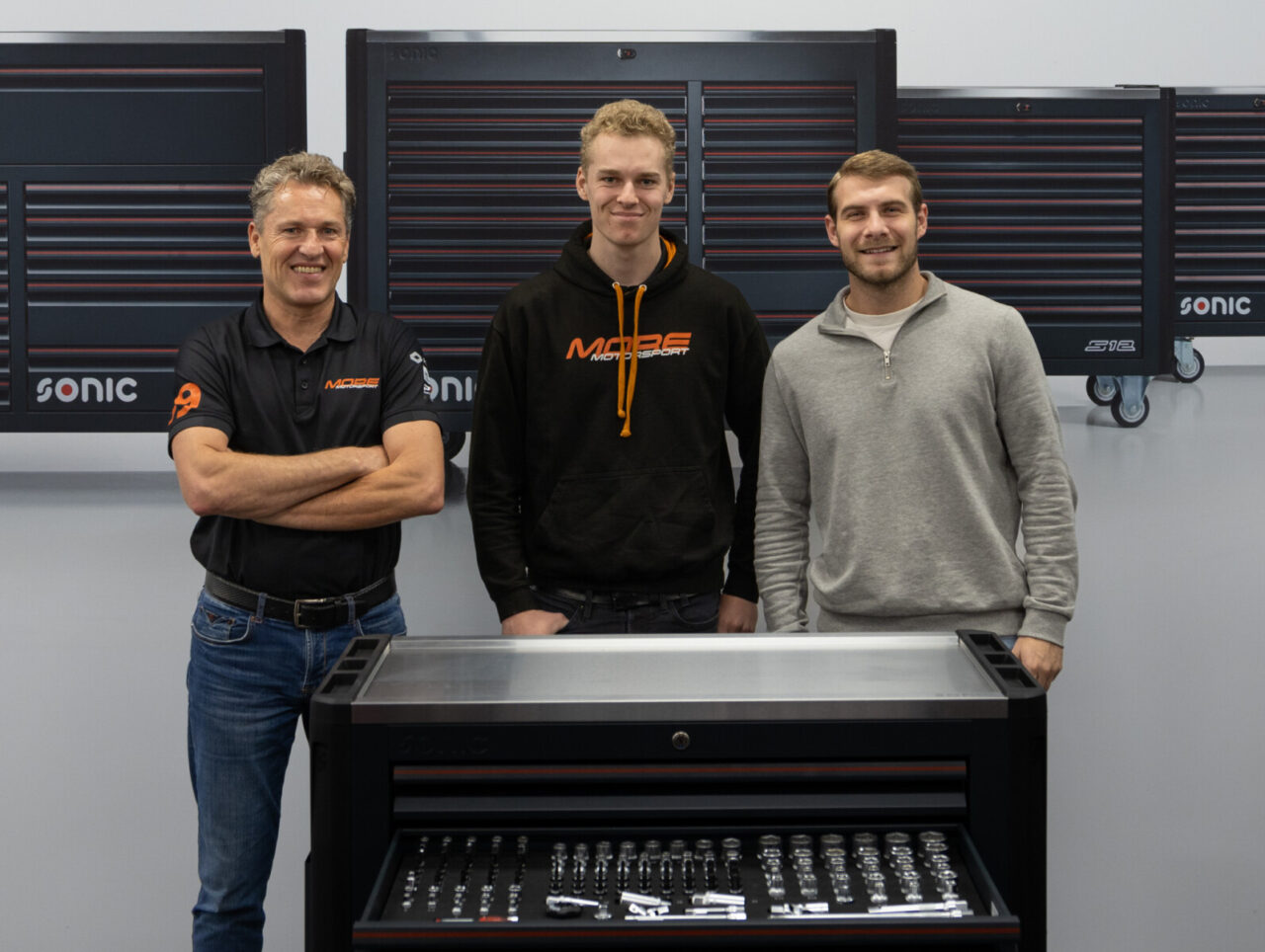 Sonic Equipment technisch partner van Nederlands raceteam More ...